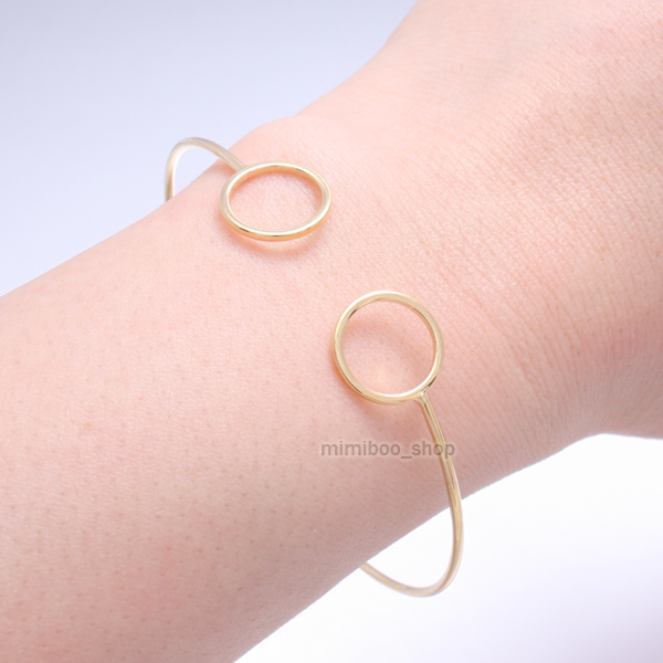 Open Circles Bracelet on Luulla